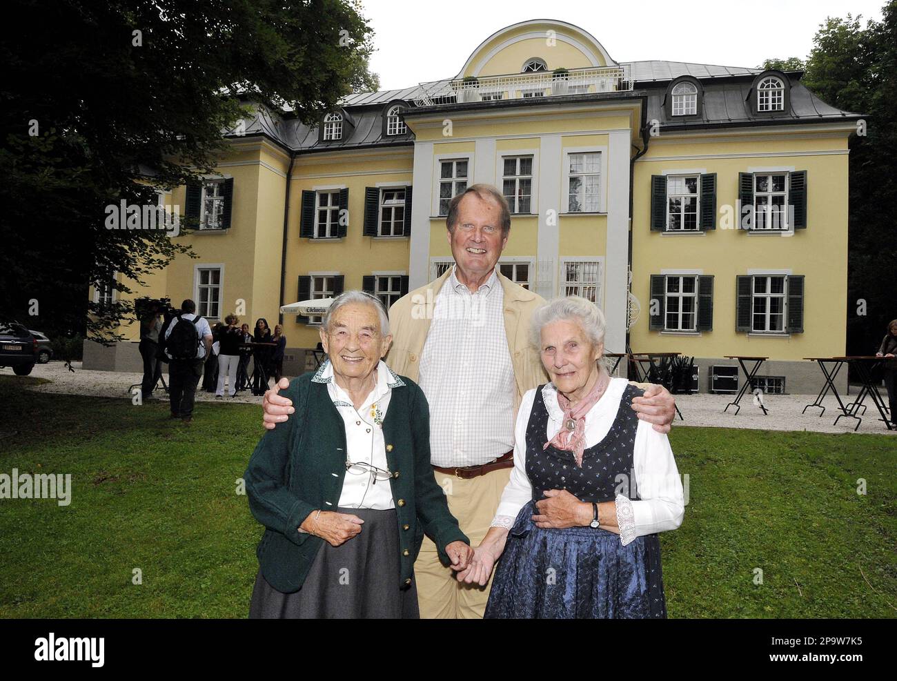 Maria von Trapp, her brother Johannes and their sister-in-law Erika von ...