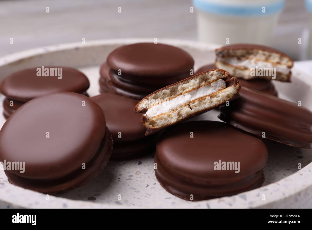 Choco pies hi-res stock photography and images - Alamy