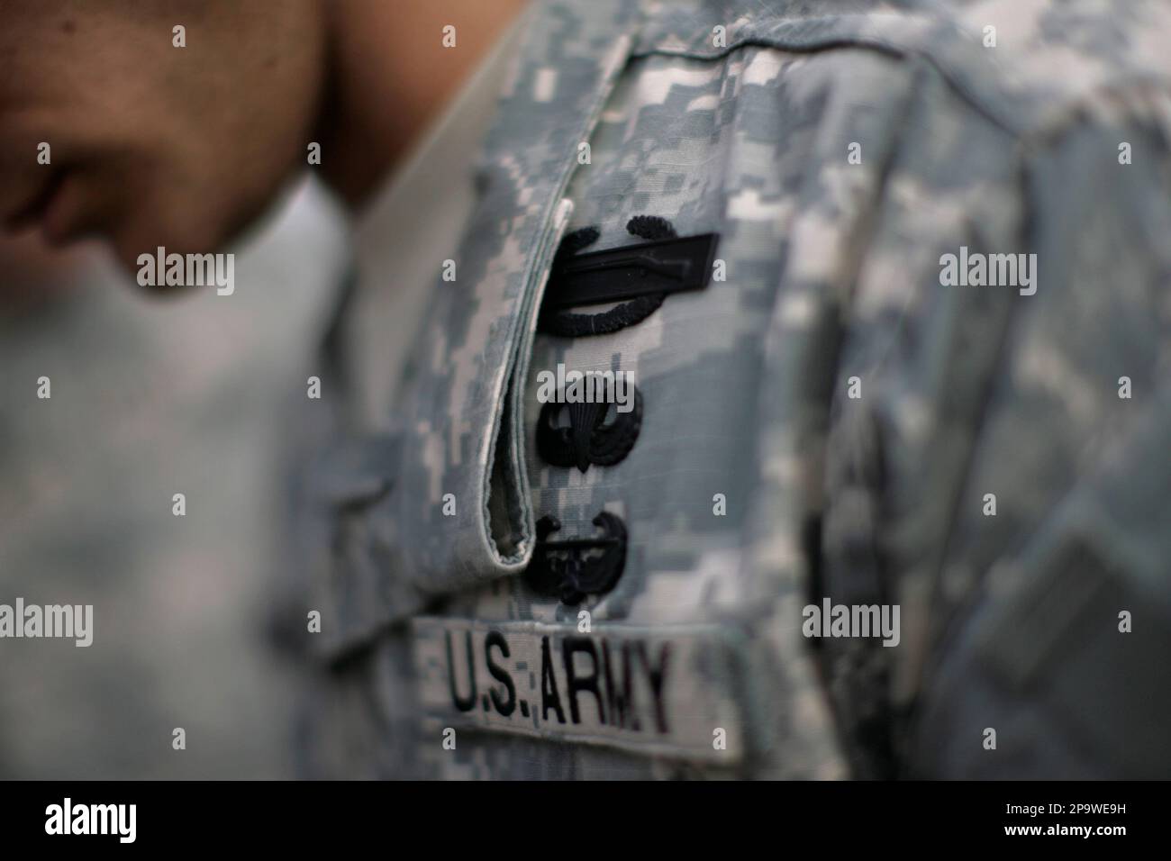 **ADVANCE FOR SUNDAY, AUG. 3 AND THEREAFTER** Staff Sgt. Chad Malmberg ...