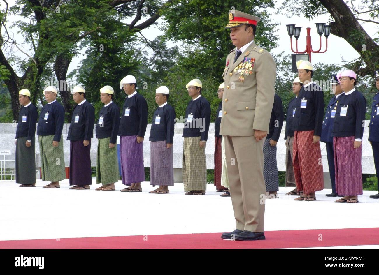 Mayor of Yangon, Brig. Gen. Aung Thein Linn and other civilian ...