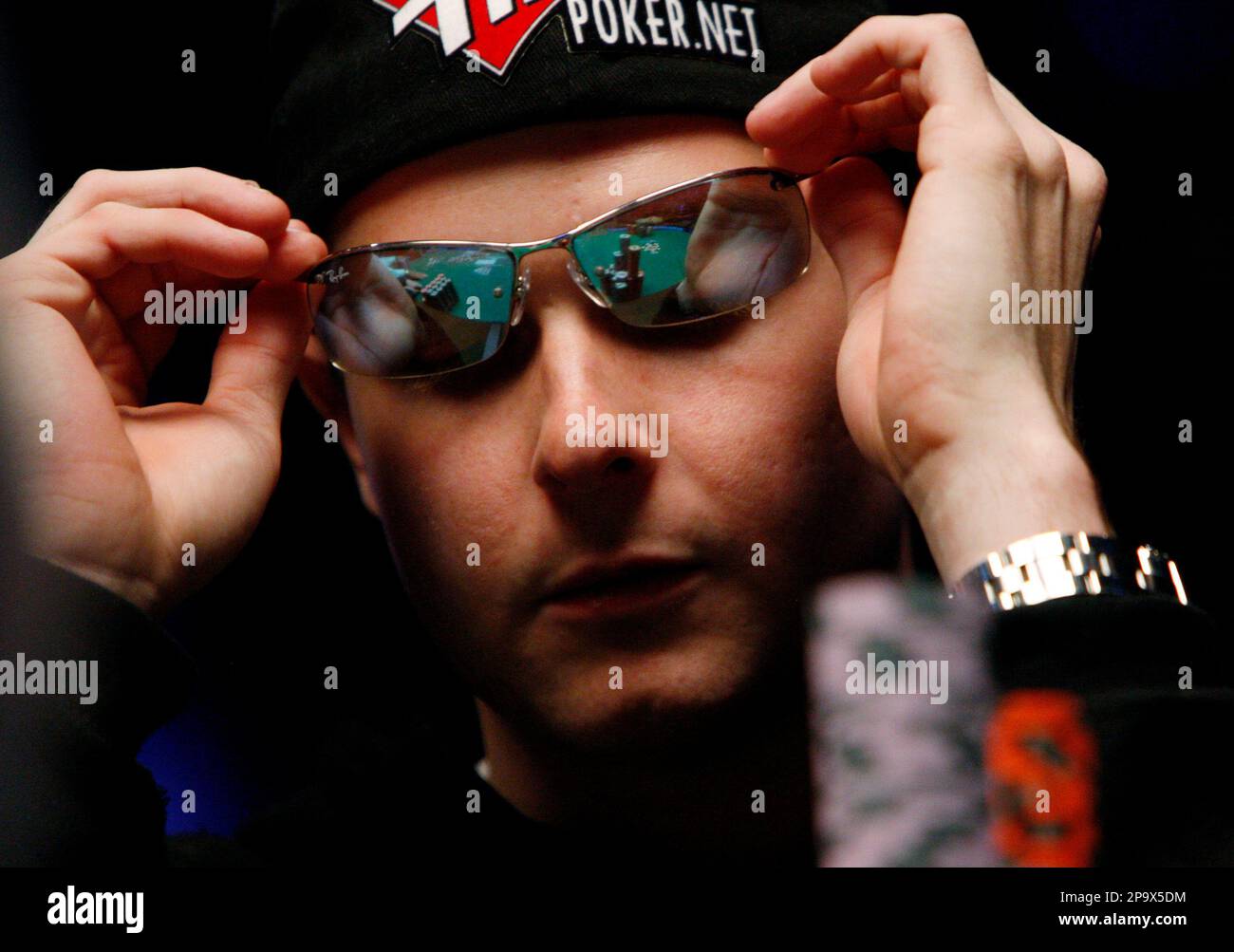 Dean Hamrick competes in the main event during the World Series of ...