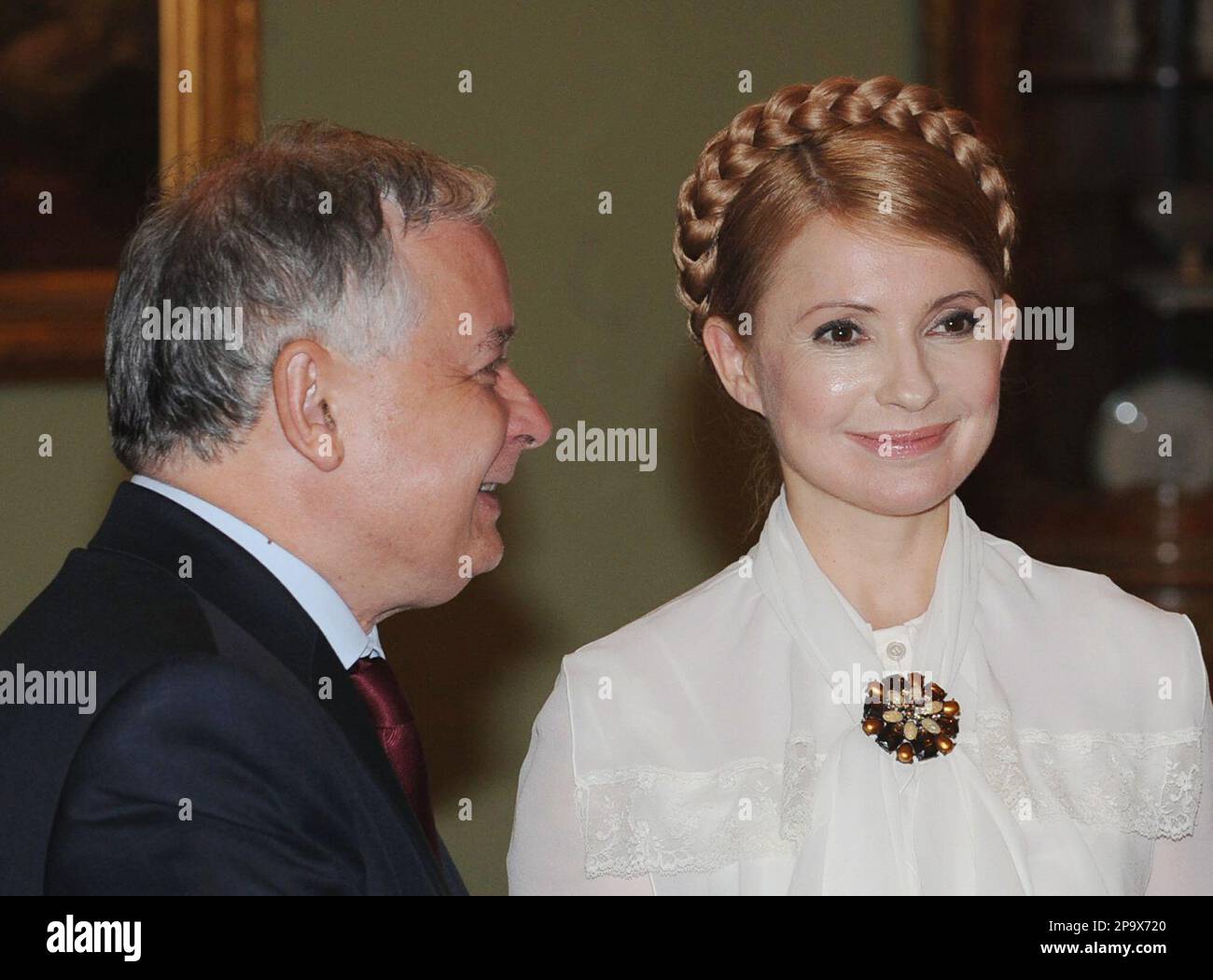 Polish President Lech Kaczynski, left, and Ukrainian Prime Minister ...