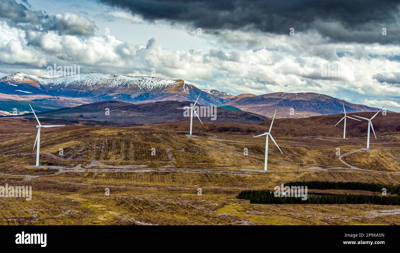 Windfarms in the UK Corriemoillie Wind Farm Stock Photo - Alamy