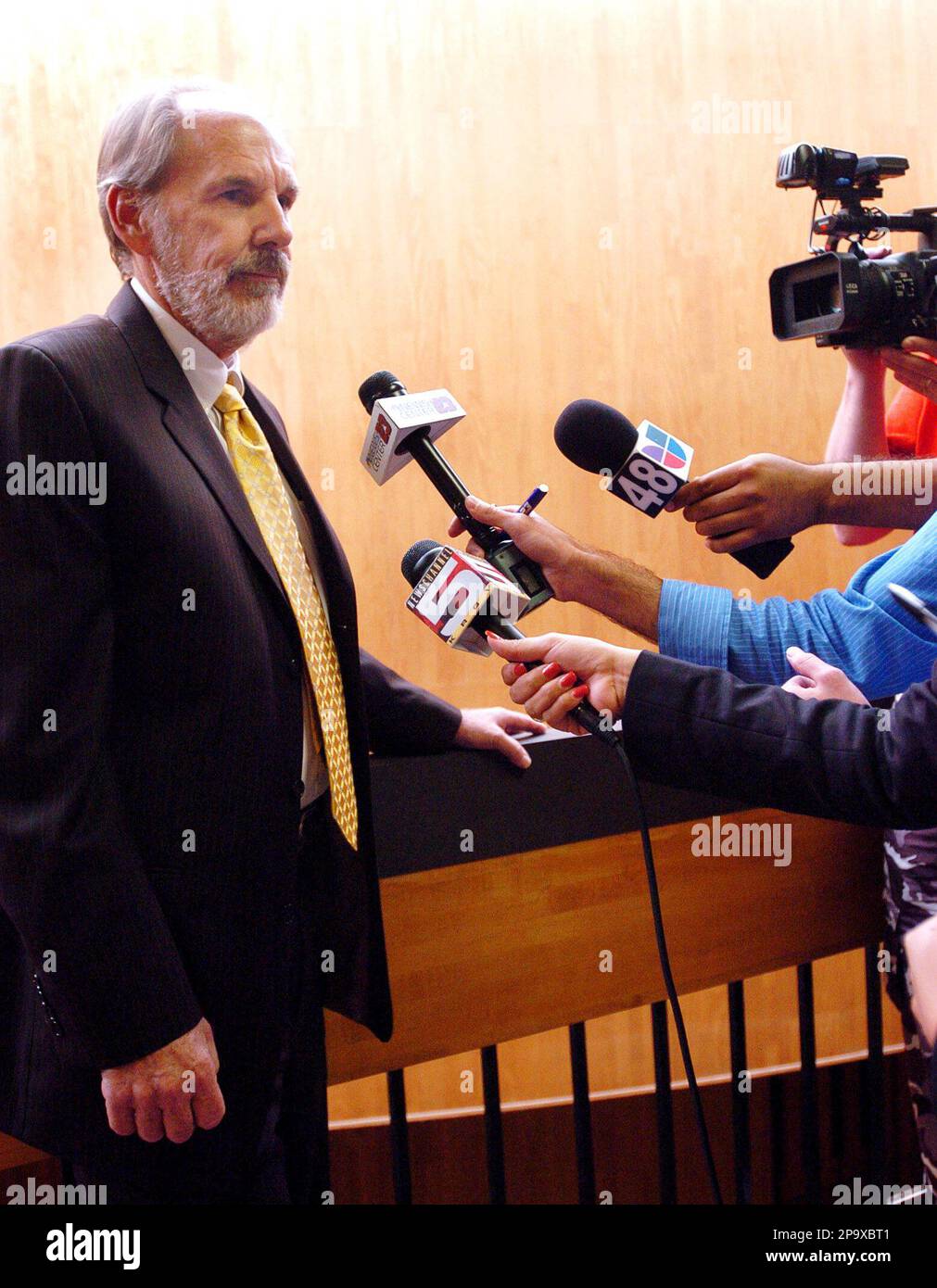 Lead defense attorney Peter Gilman speaks with the media after the jury ...