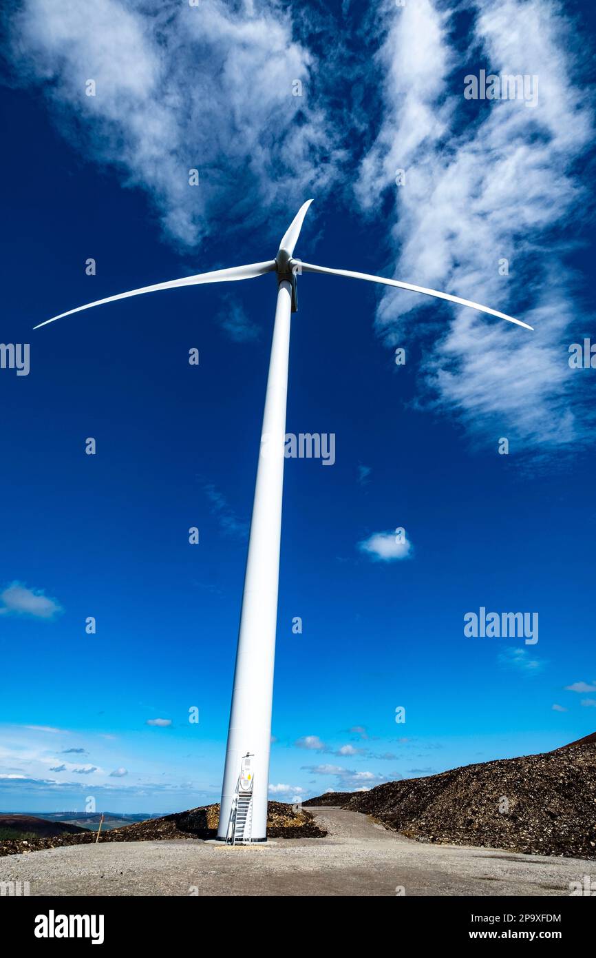 Windfarms in the UK Dorenell Windfarm Stock Photo - Alamy