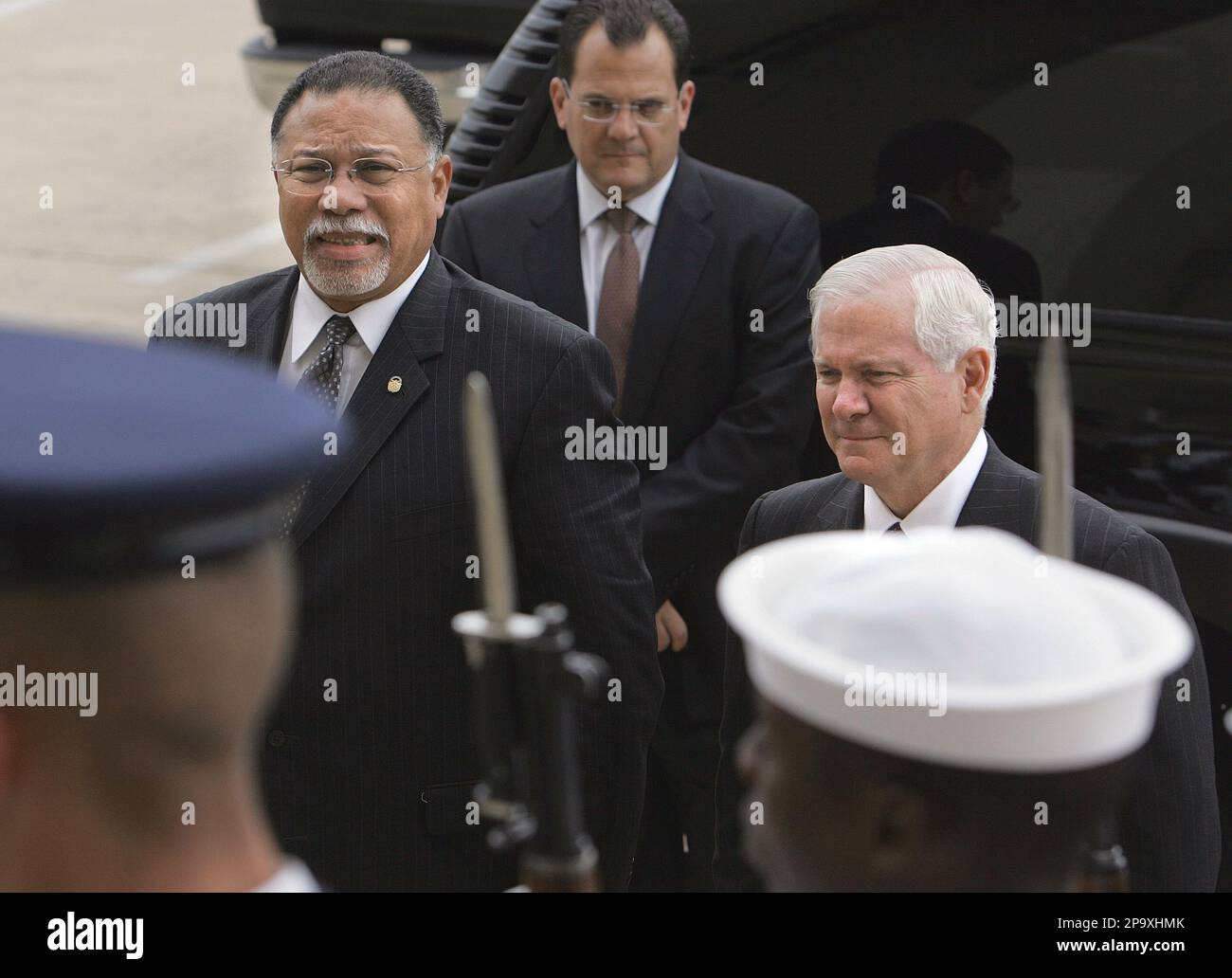 Defense Secretary Robert Gates, right, hosts an honor cordon for Panama ...