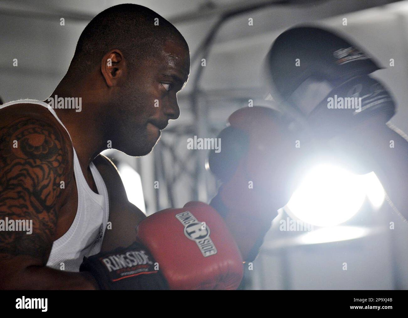 U.S. boxer Tony Thompson during a training in Hamburg on Wednesday ...