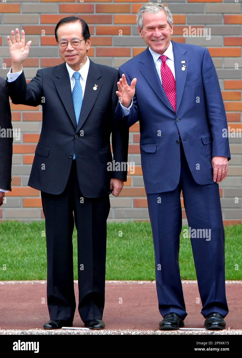 U.S. President George W. Bush, right, and Japanese Prime Minister Yasuo ...