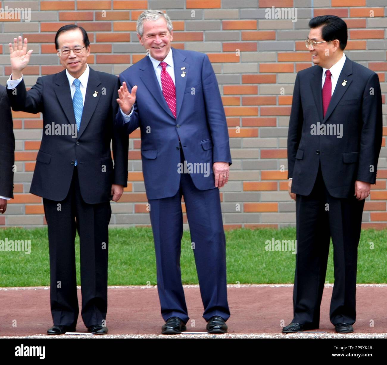 From left: Japanese Prime Minister Yasuo Fukuda, U.S. President George ...