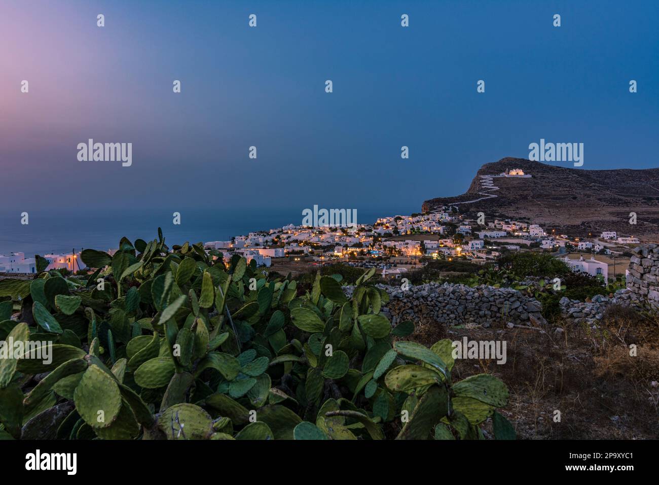 Chora folegandros night hi-res stock photography and images - Alamy