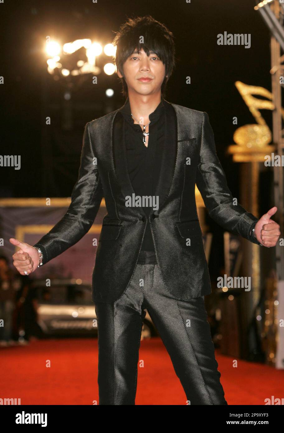 Taiwan singer Shin arrives at the 19th Golden Melody Awards, Saturday ...