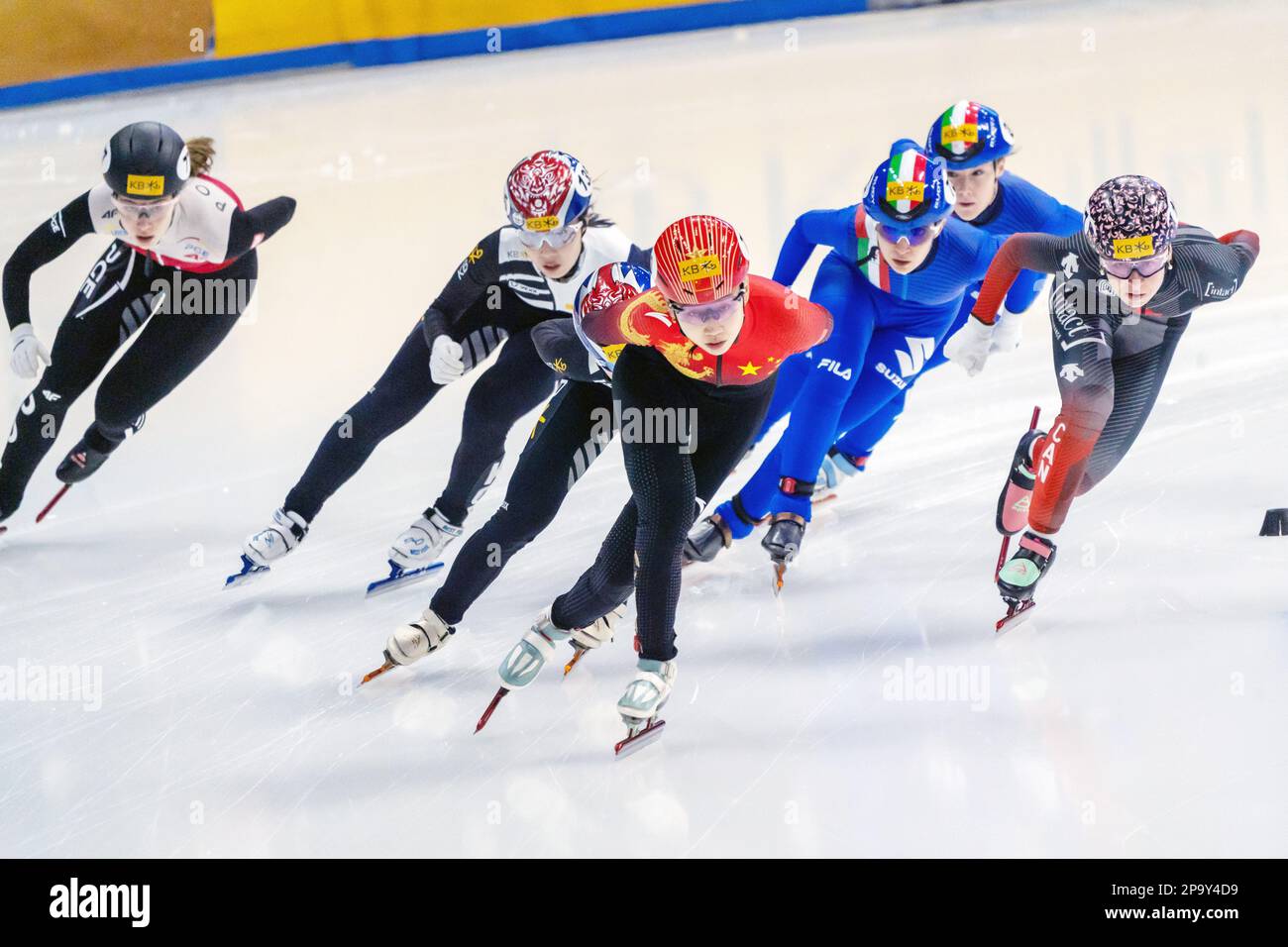 Seoul, South Korea. 11th Mar, 2023. Zang Yize (front) of China competes ...
