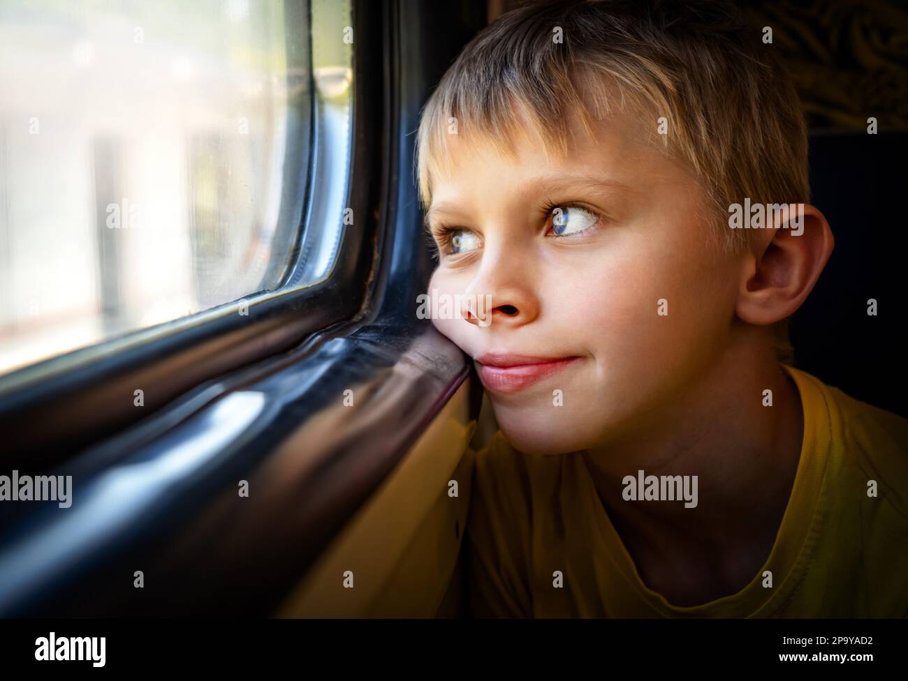 Outgoing train hi-res stock photography and images - Alamy