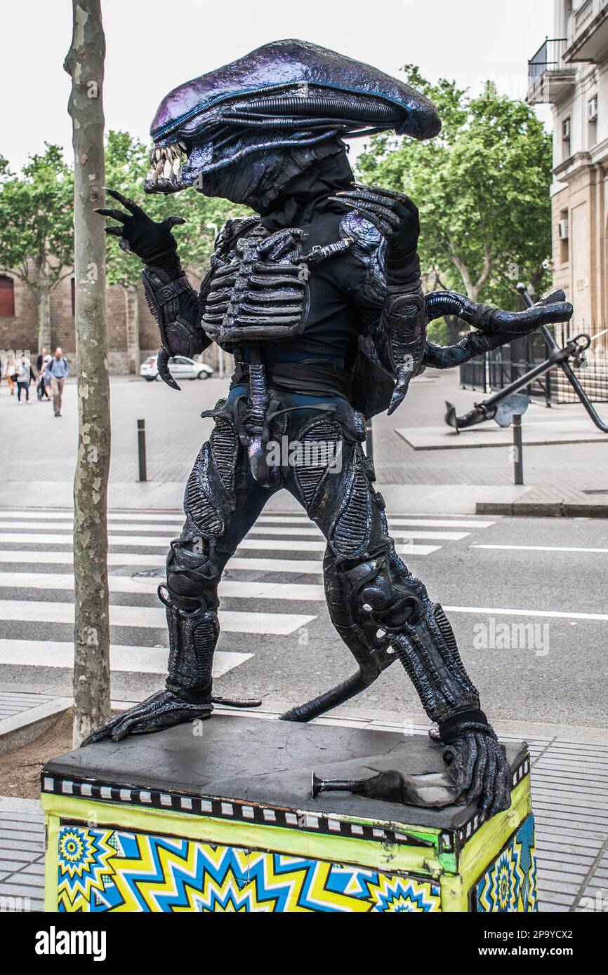 All black Alien figure, La Rambla , Barcelona,Spain Stock Photo - Alamy