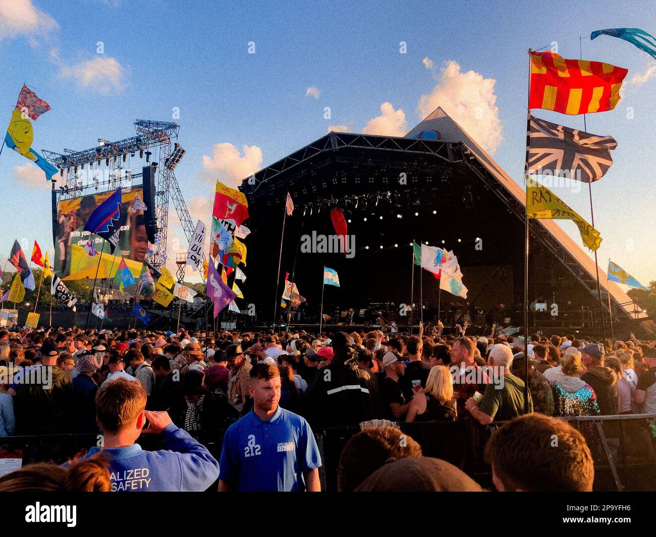 Huge crowd waiting for Paul McCartney to perform the Saturday night ...