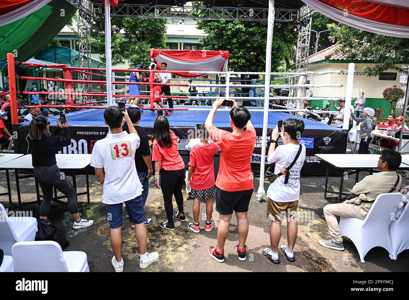 Jakarta, Indonesia. 11th Mar, 2023. People watch as the amateur boxers ...