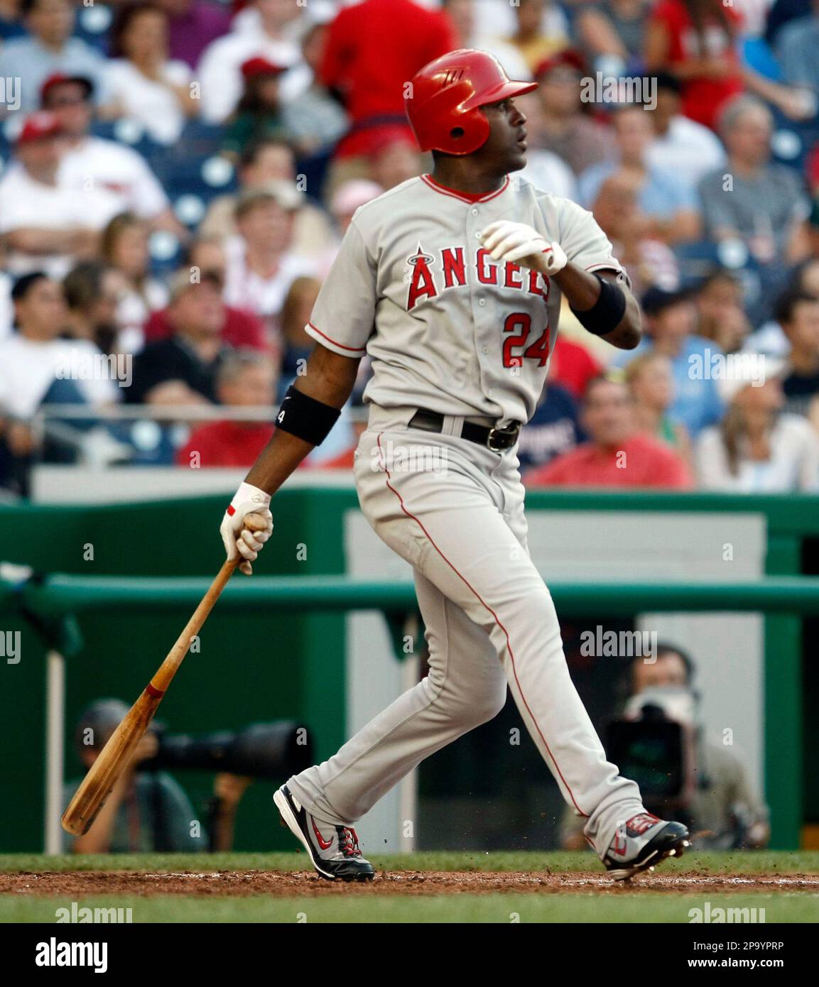Los Angeles Angels' Gary Matthews Jr. hits an RBI single against the ...