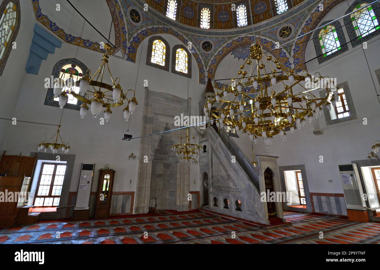The mosque theater hi-res stock photography and images - Alamy