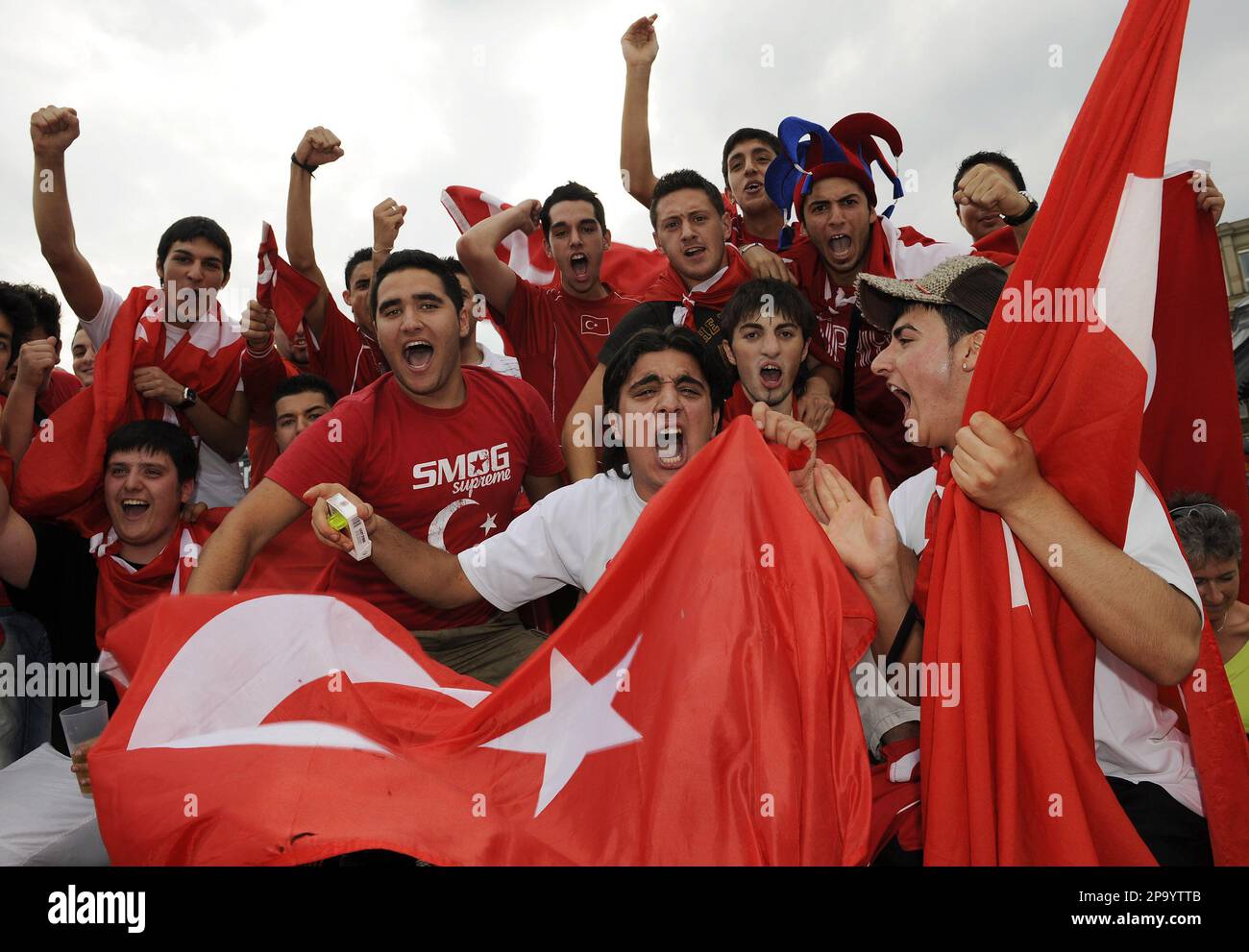 Fans of the Turkish national soccer team celebrate the Euro 2008 soccer ...