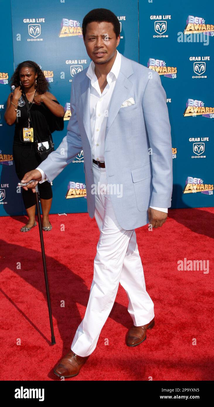 Terrence Howard arrives at the BET Awards on Tuesday, June 24, 2008 in ...
