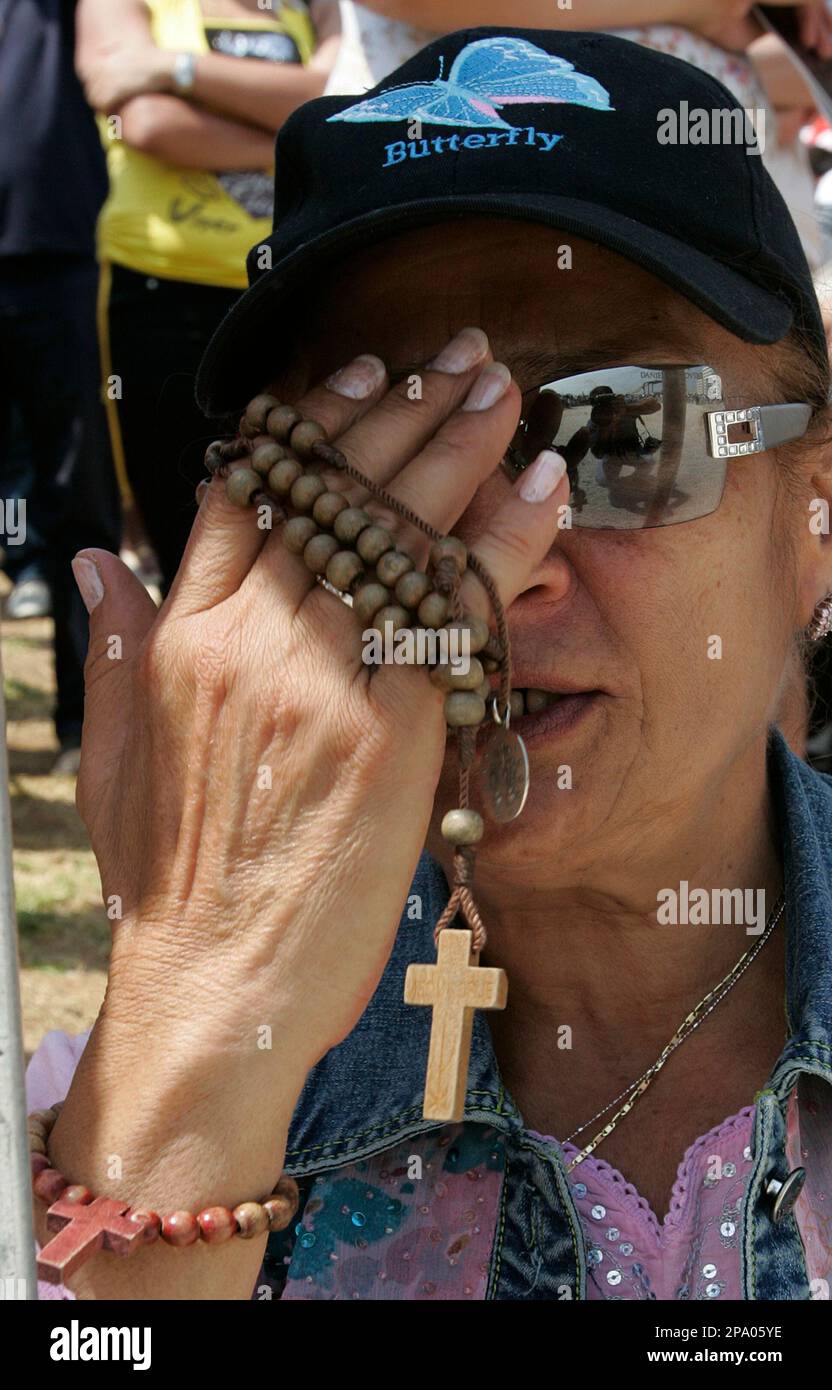 Lebanese Christian faithful, pray during a ceremony to beatify the ...