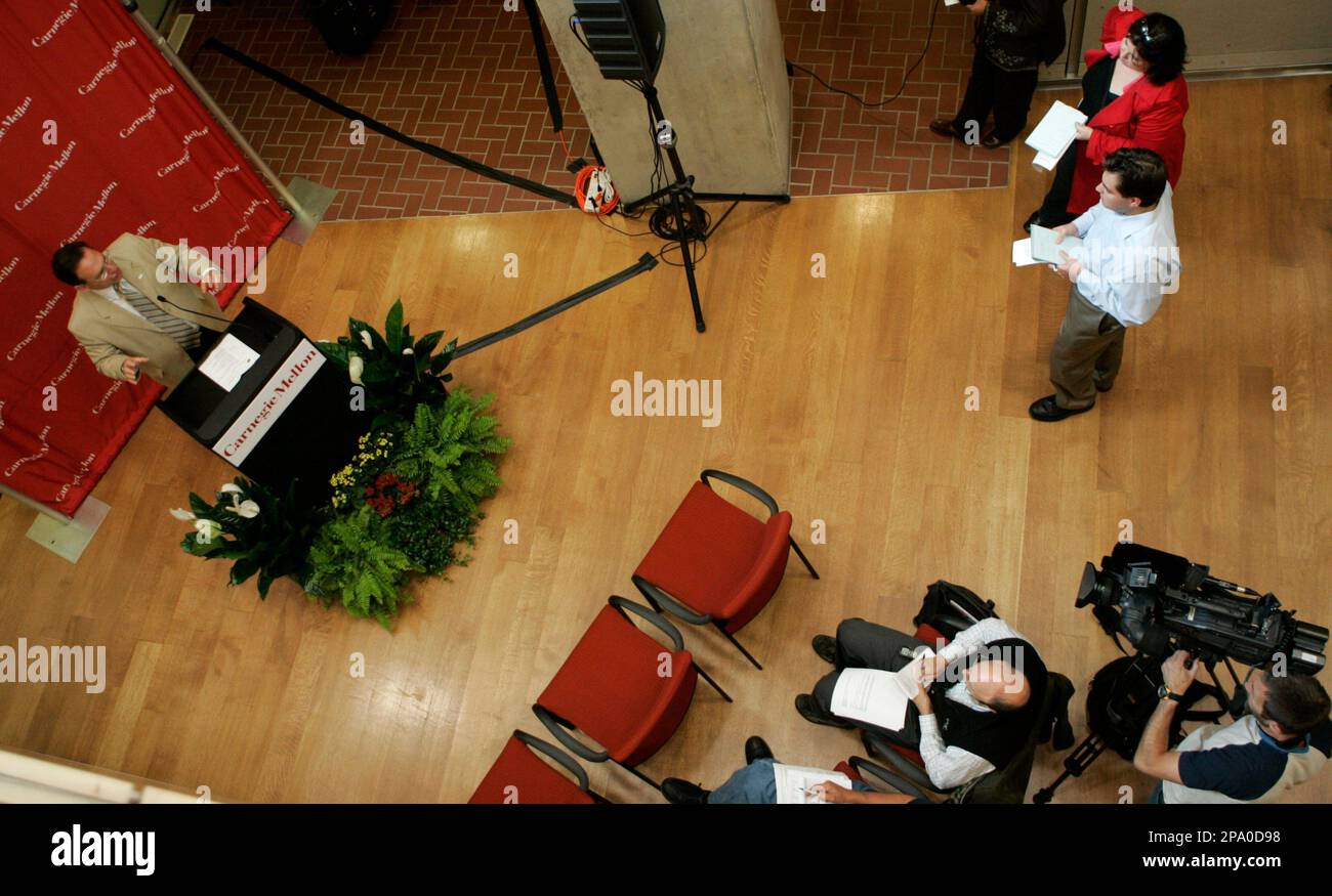 Alan Taub, executive director of General Motors Research & Development ...