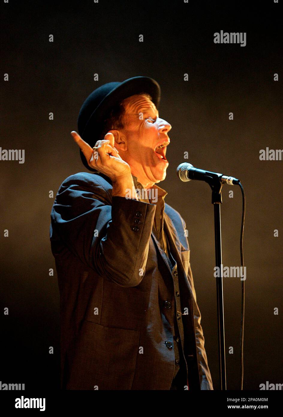 Tom Waits Glitter