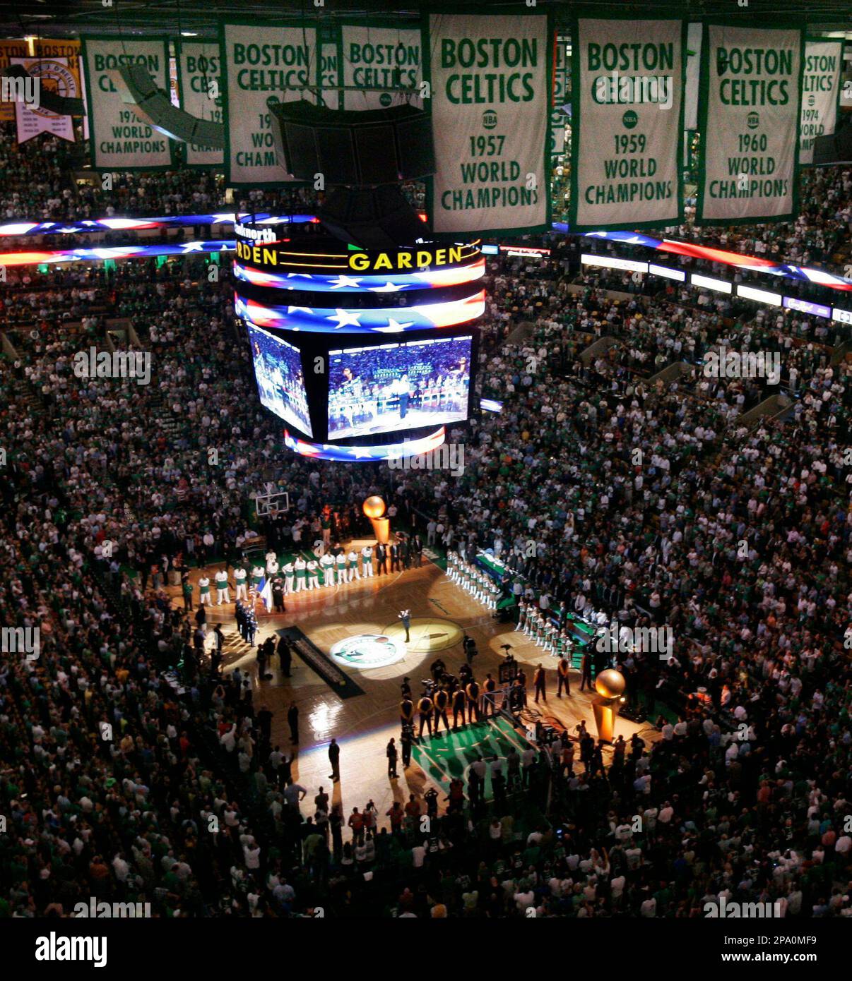 ** RETRANSMISSION FOR ALTERNATE CROP ** Boston Celtics championship ...