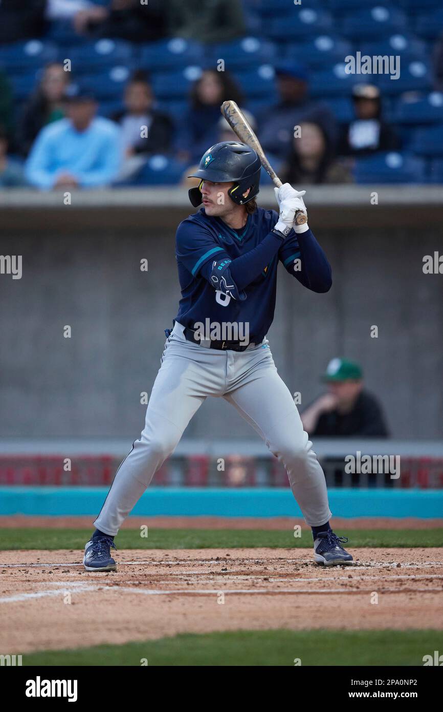 Jac Croom (6) of the UNCW Seahawks at bat against the Charlotte 49ers ...