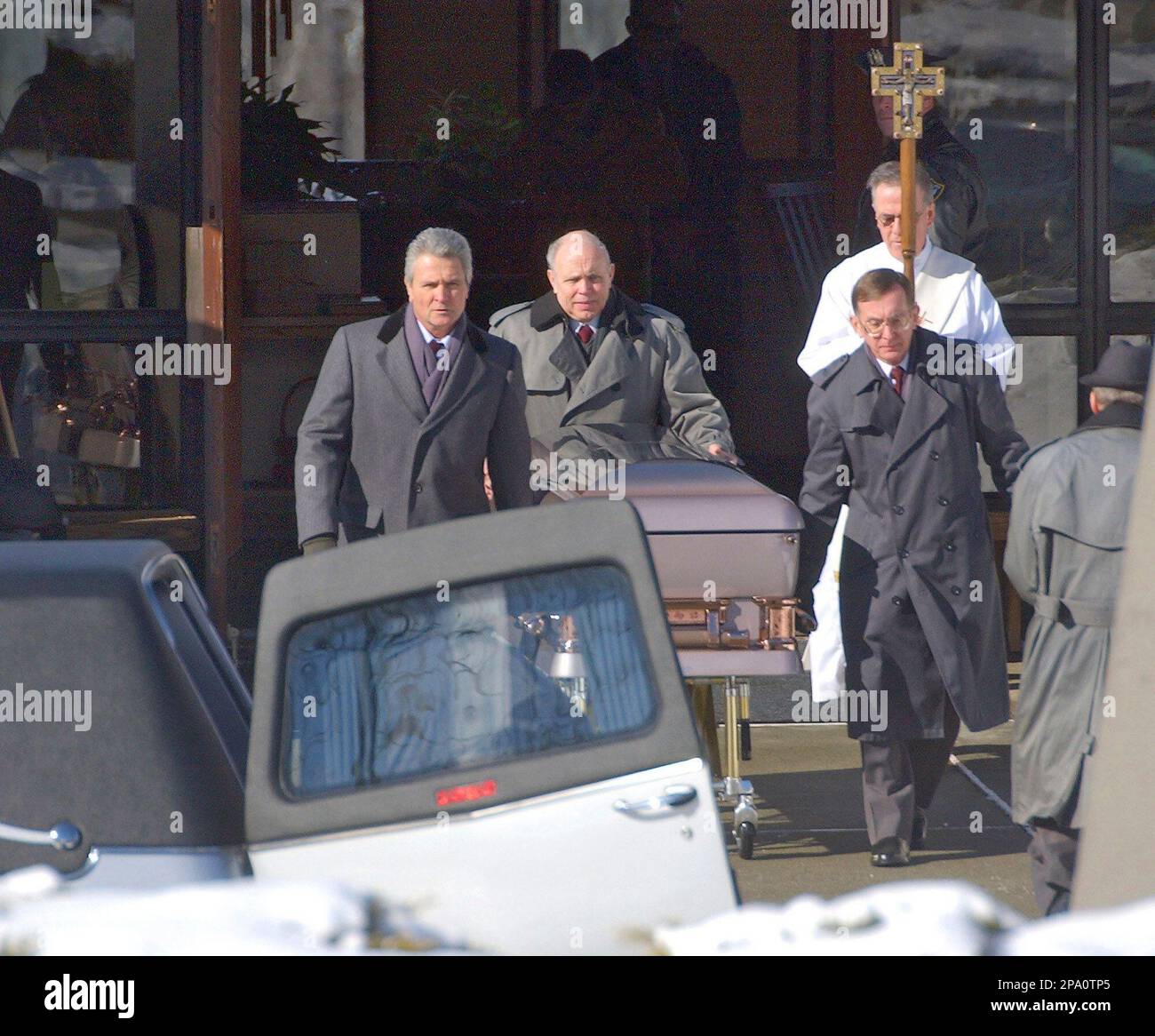 **FILE** This Jan. 19, 2004 file photo shows the casket containing the ...