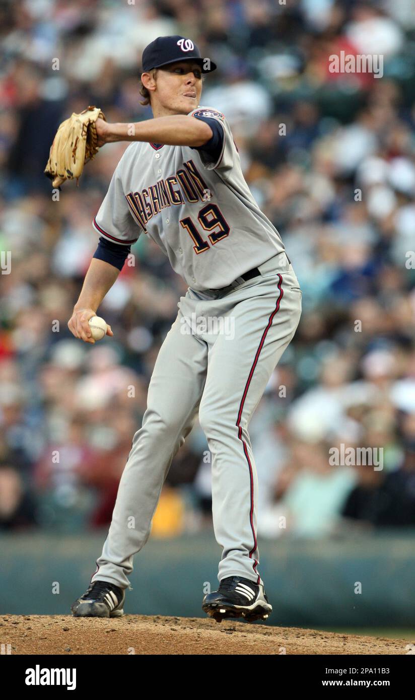 Washington Nationals' pitcher Tyler Clippard throws against the Seattle ...