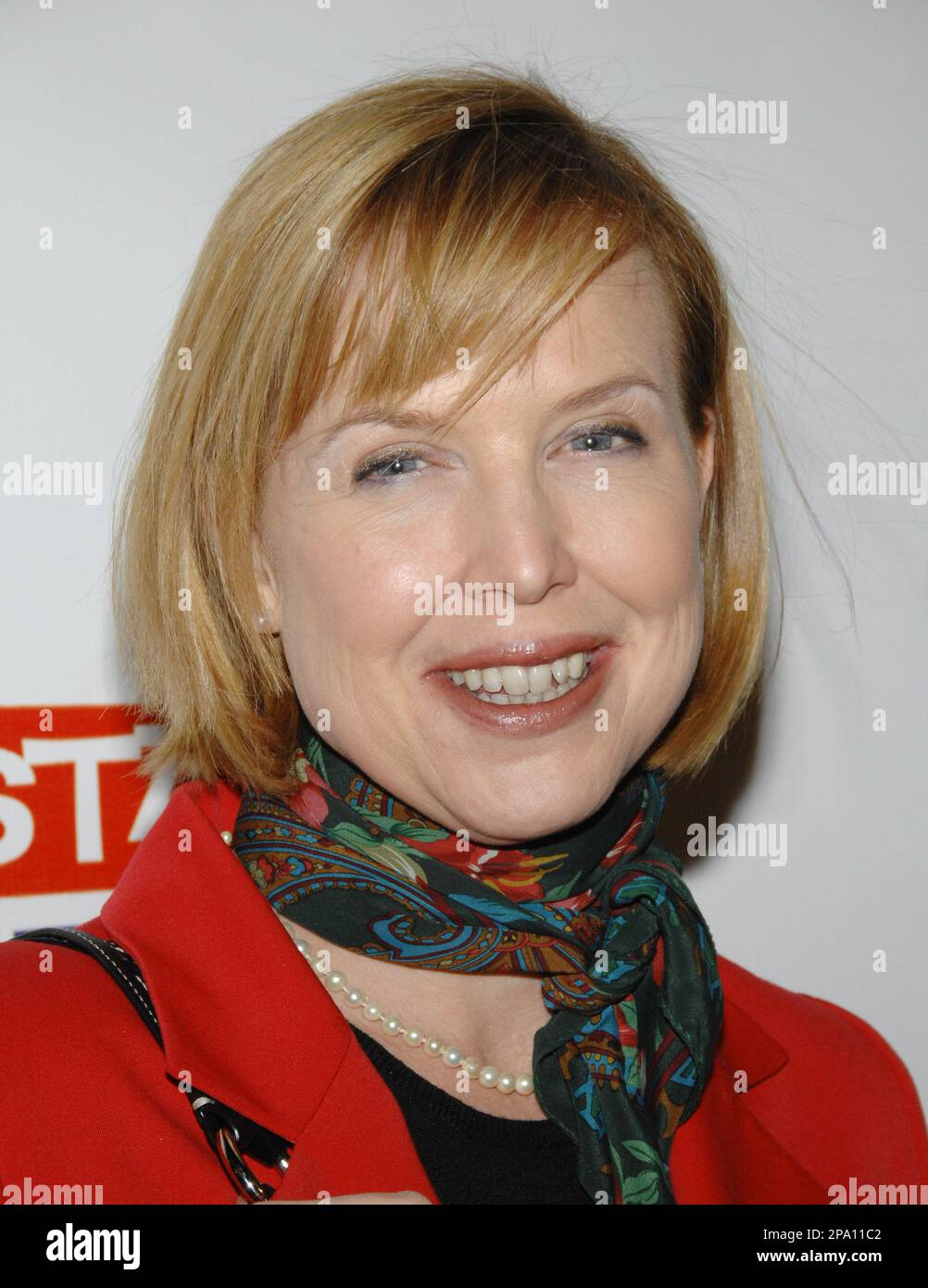 ** FILE ** In this Nov. 7, 2007 file photo, CBS News correspondent ...