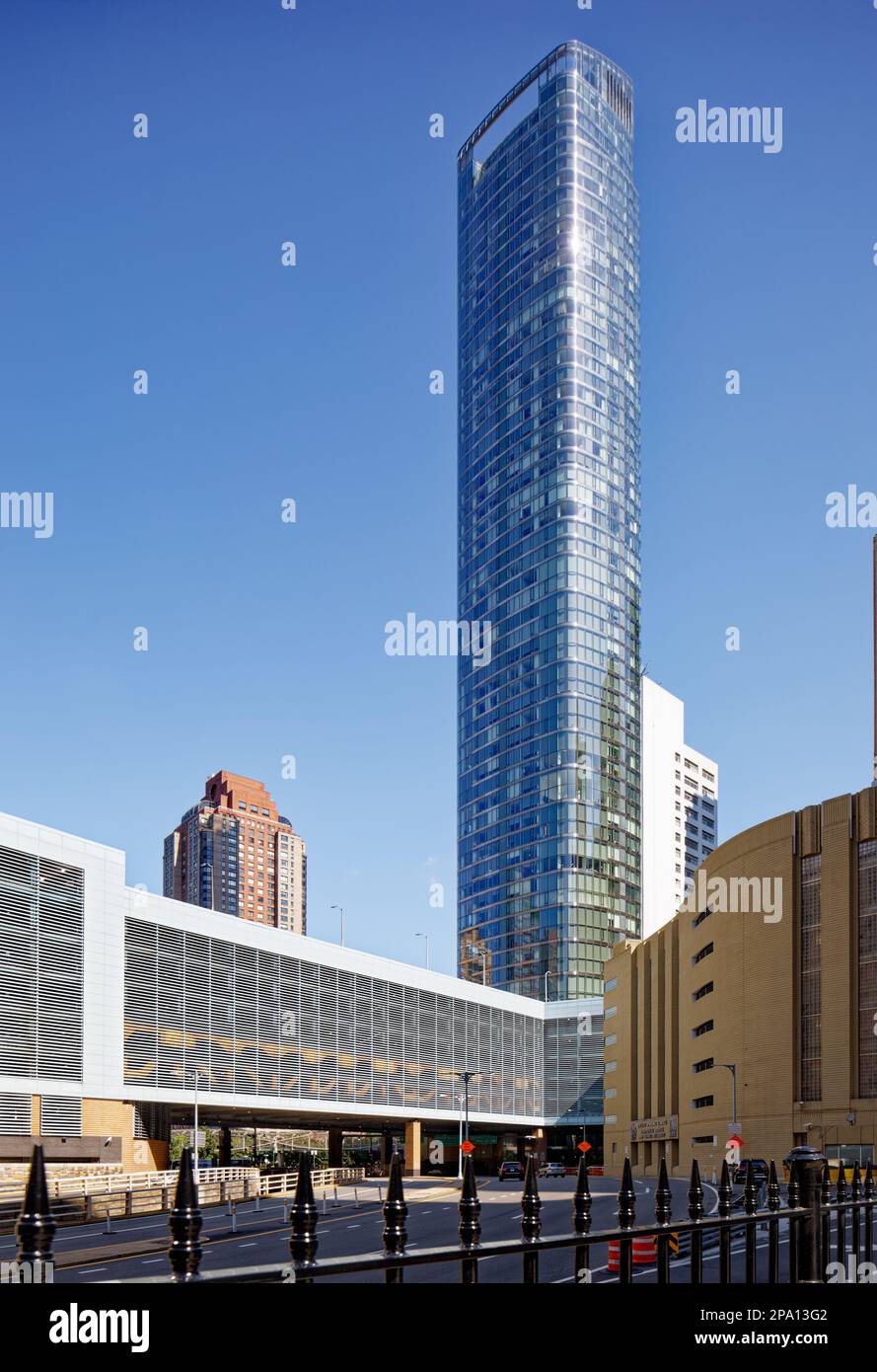 NYC Financial District: 50 West Street is a condo tower notable for its ...