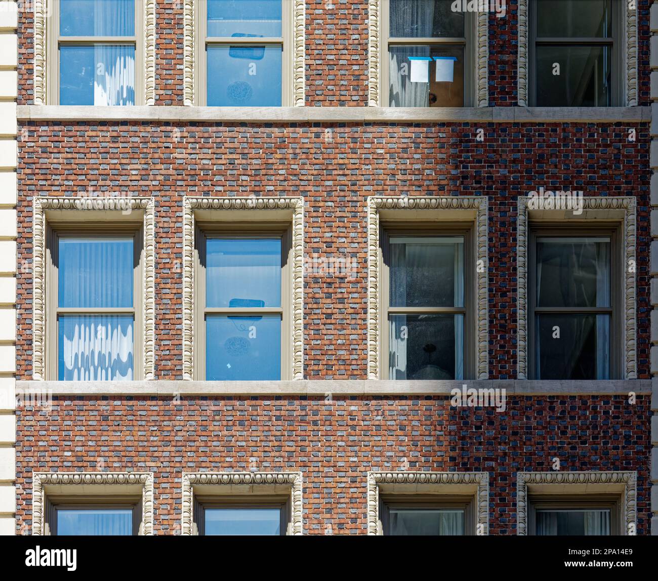NYC Financial District: The Wall Street Hotel, one-time Tontine ...