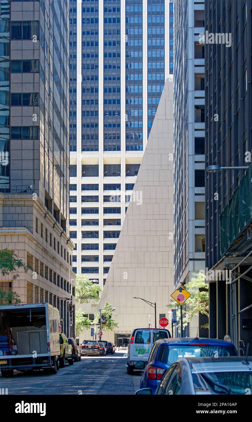 NYC Financial District: The angled white masonry façade of 55 Water ...