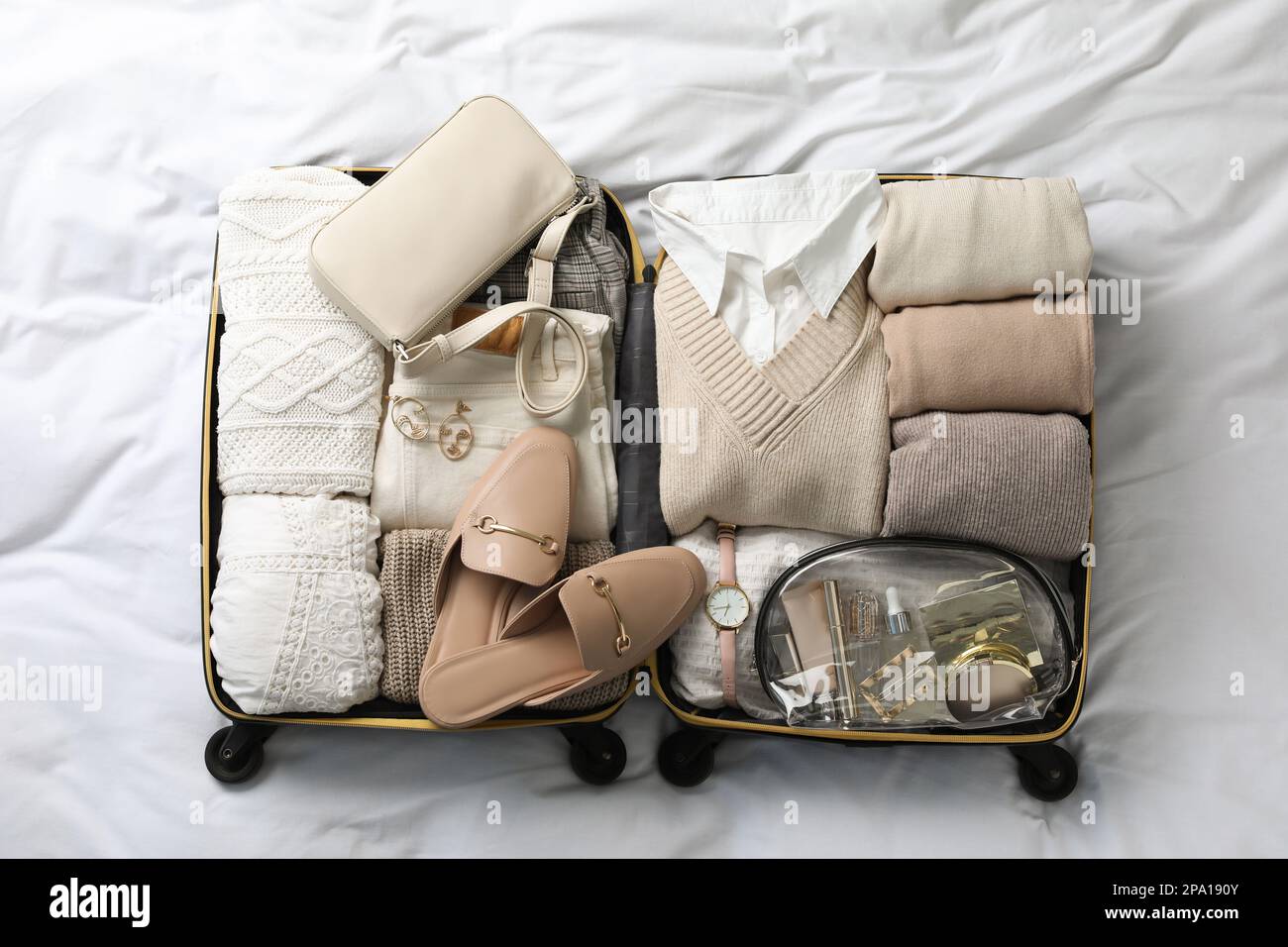 Handbag open top view hi-res stock photography and images - Alamy