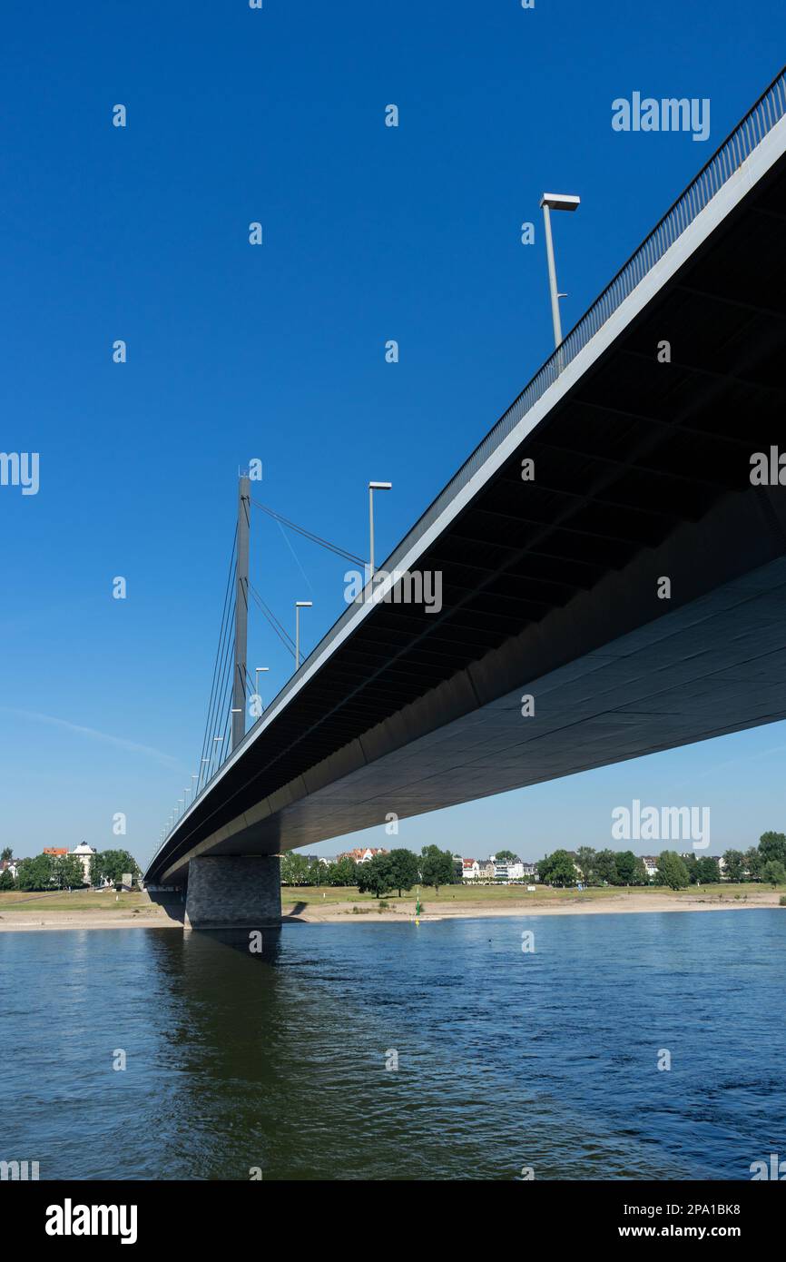 DUESSELDORF, GERMANY. 27 May, 2020. The Rhine river in Duesseldorf ...