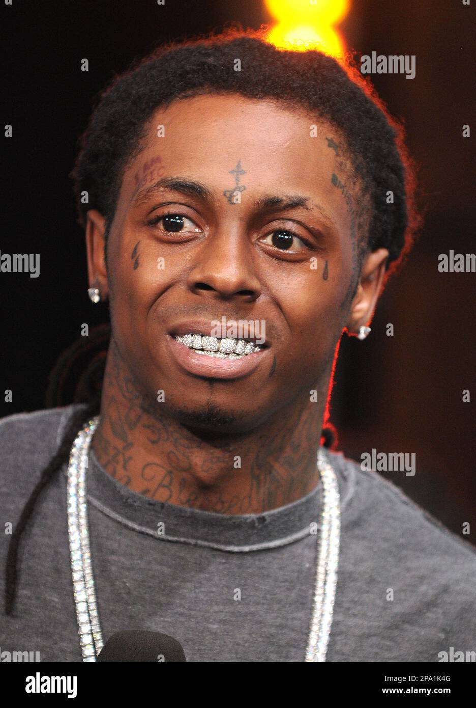 Rapper Lil' Wayne makes an appearance on MTV's "Total Request Live ...