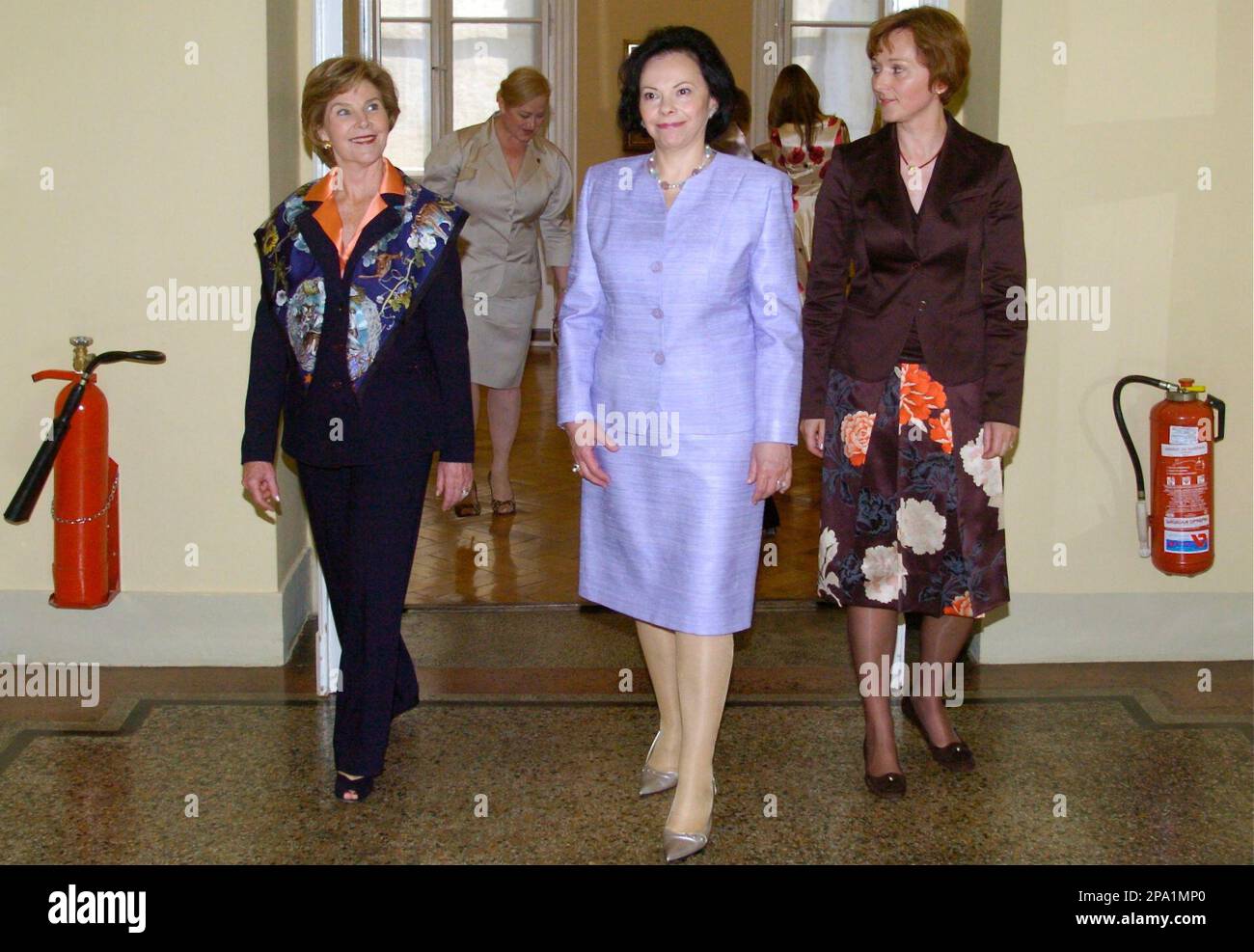 US First Lady Laura Bush, left, and Slovenia's First Lady Barbara ...
