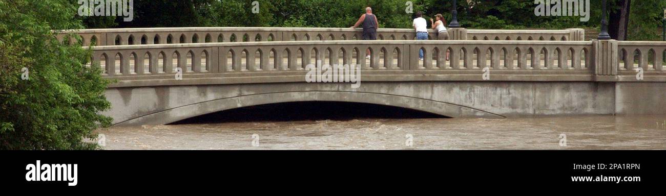 The southern bridge to Island Park is almost under water during record ...