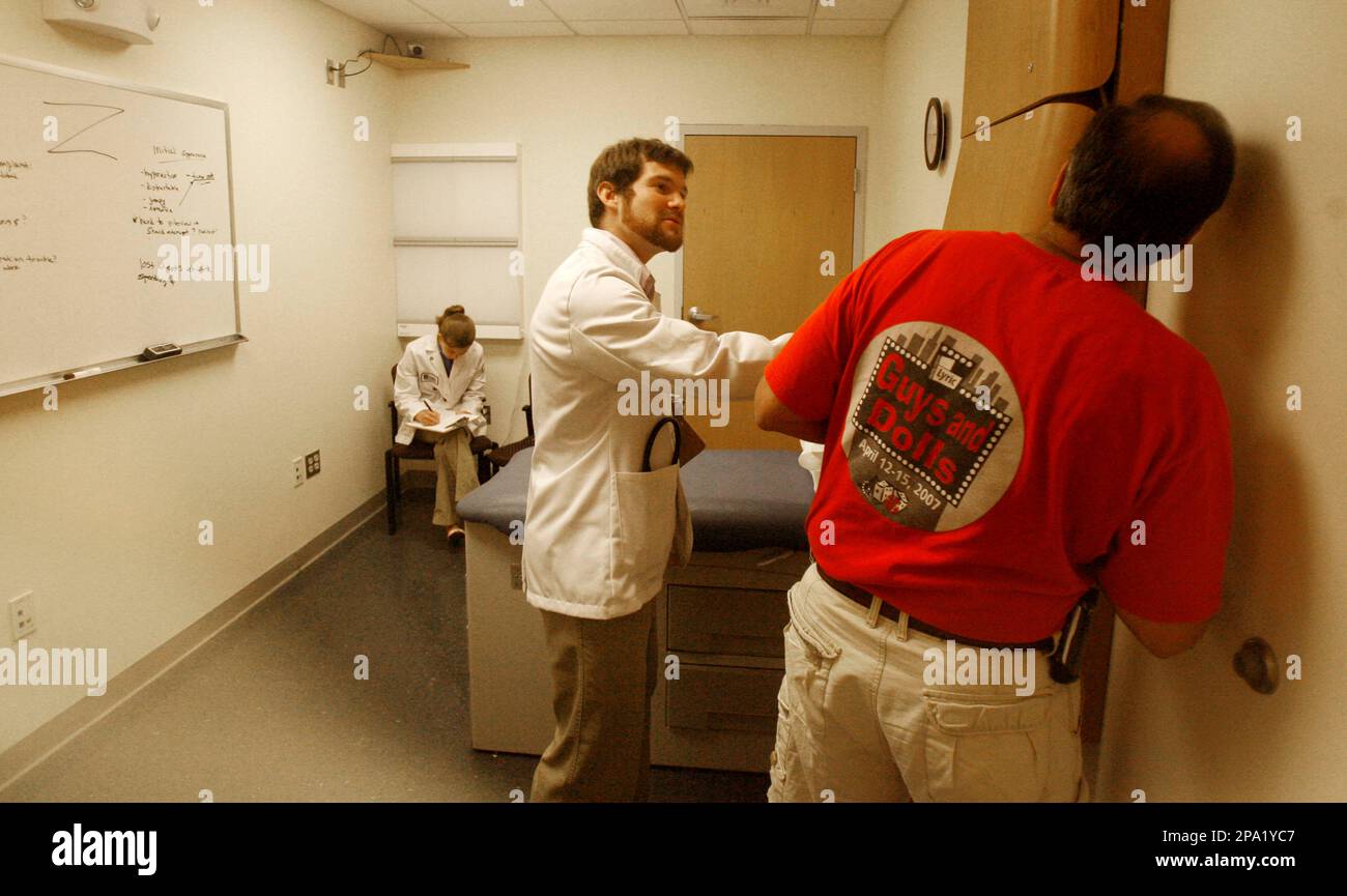 **ADVANCE FOR MONDAY JUNE 9**Students Benjamin Briggs , center, and ...