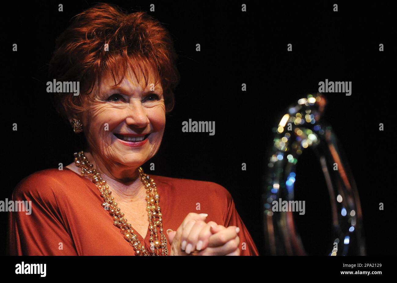 Marion Ross smiles with the award she was presented with by Albert Lea ...