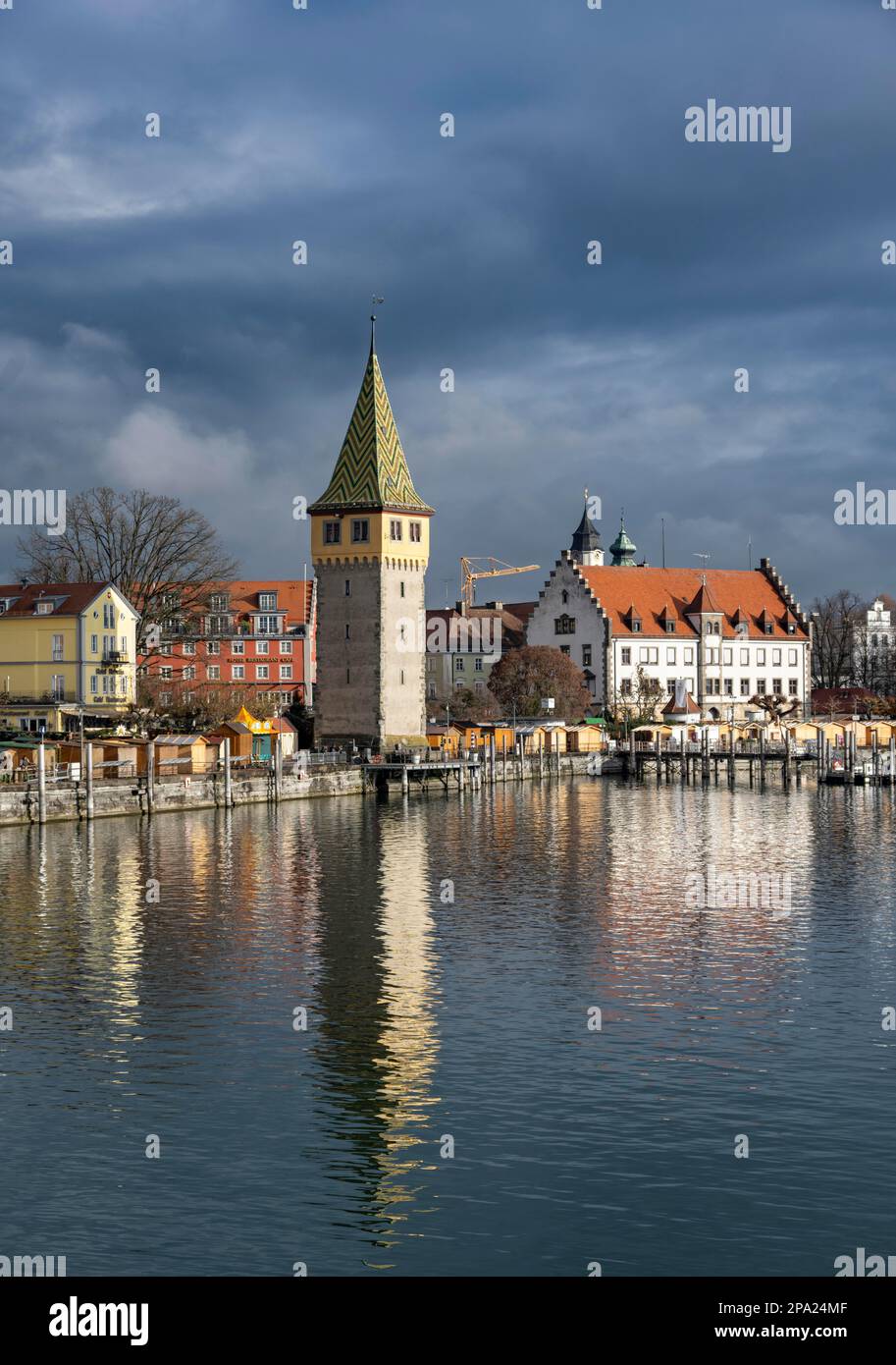 Harbour promenade with Mangturm, reflected in the lake, harbour, Lindau ...
