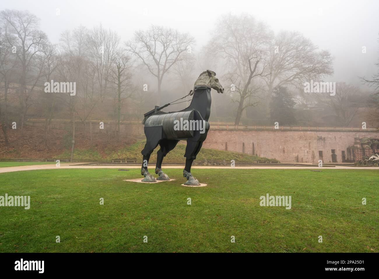 Musengaul Sculpture at Heidelberg Castle Gardens (Hortus Palatinus ...
