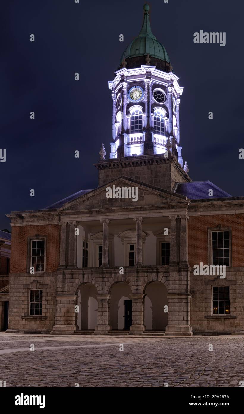 Dublin Castle state apartments entrance illuminated, Dublin, Ireland ...