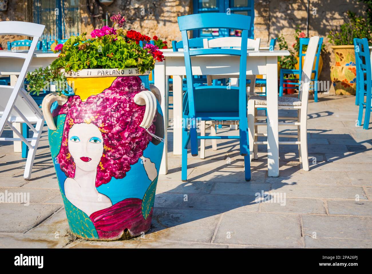 Restaurant setup hi-res stock photography and images - Alamy