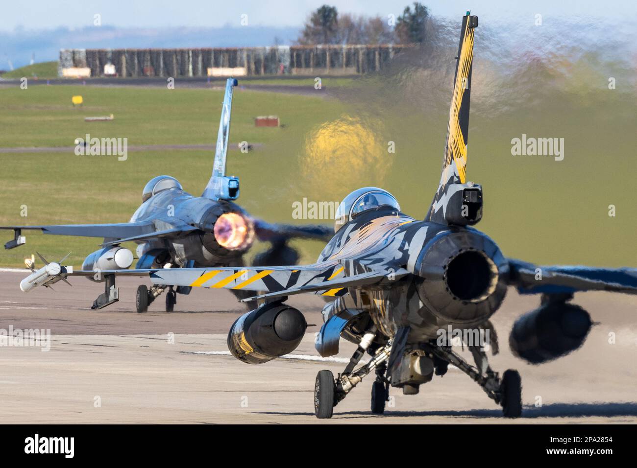 F-16 Fighting Falcon Stock Photo - Alamy