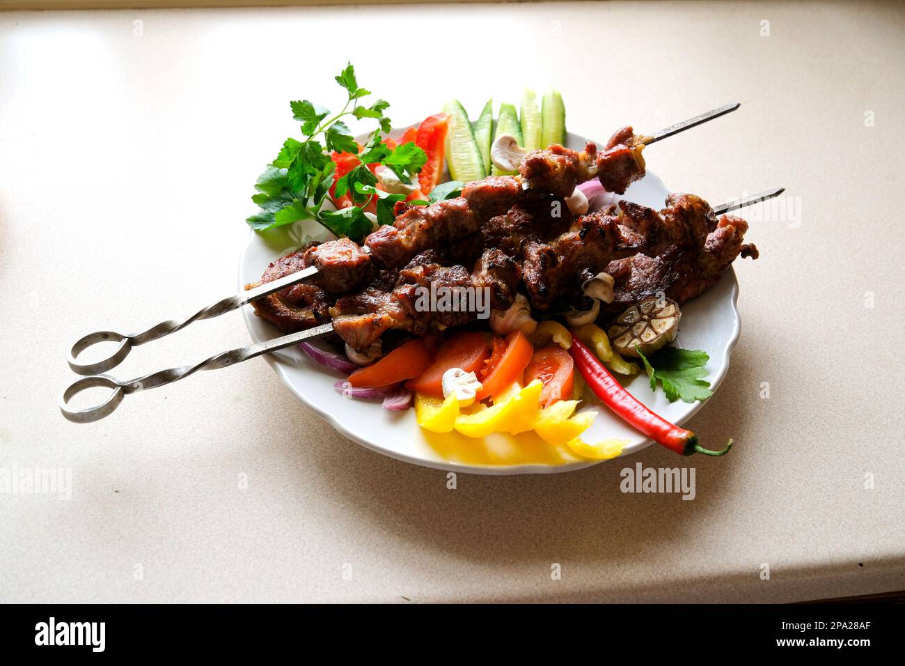 Garlic half head hi-res stock photography and images - Alamy