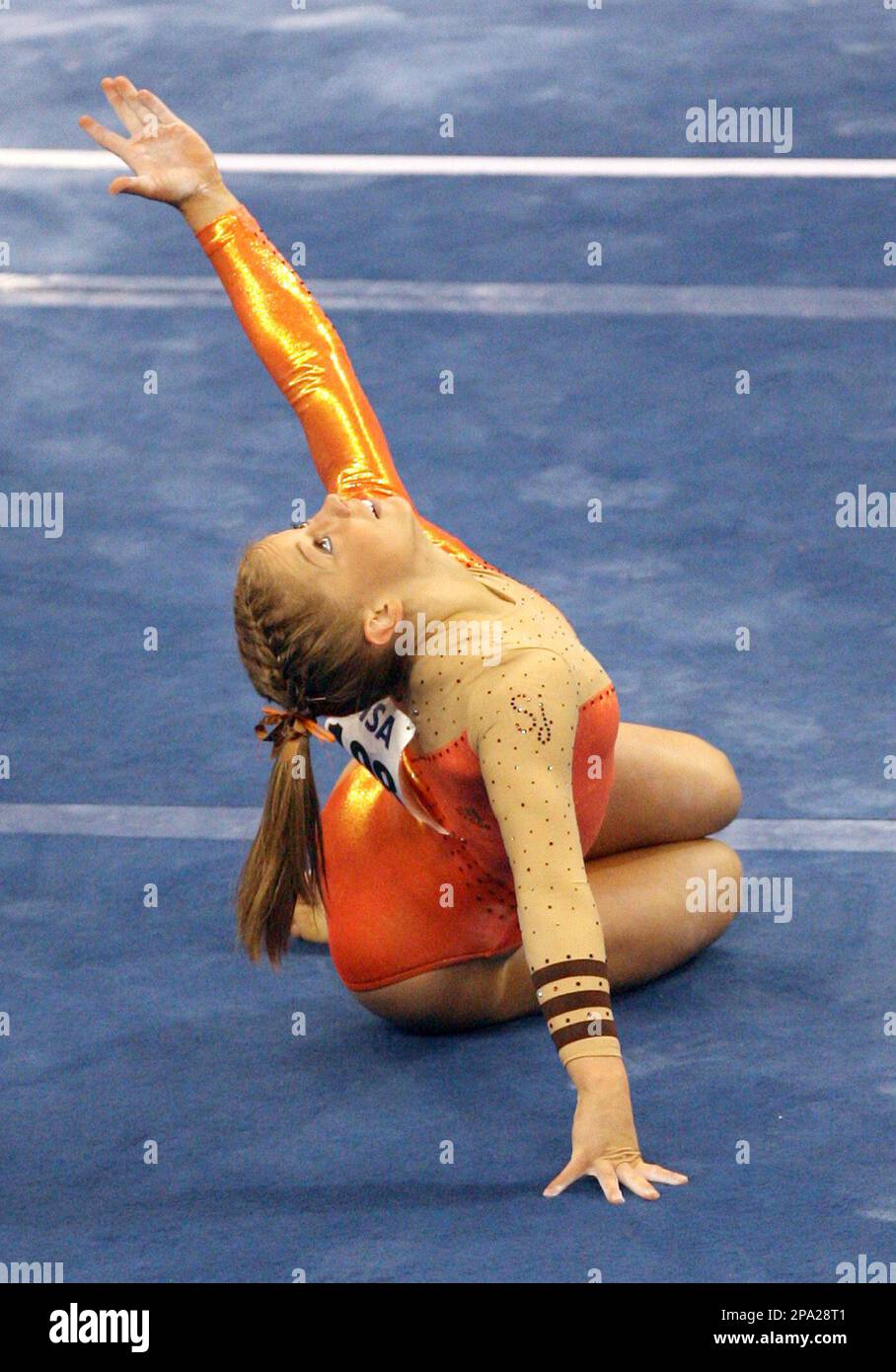 Shawn Johnson competes on the floor exercise at the U.S. Gymnastics ...