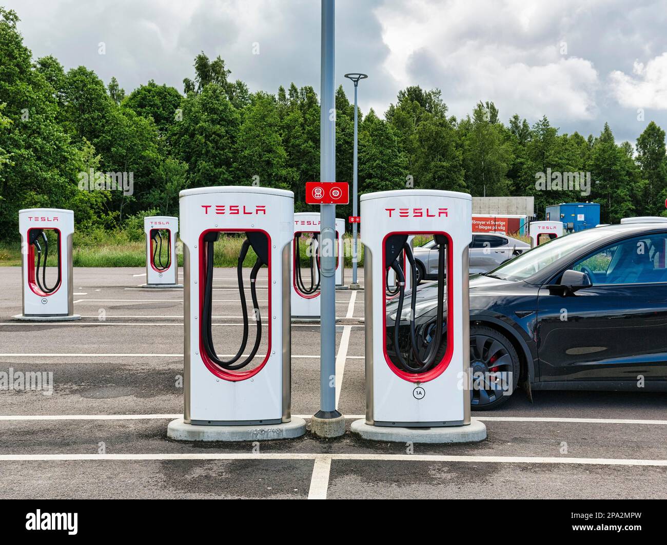 Tesla charging stations for electric vehicles, Supercharger, electric ...